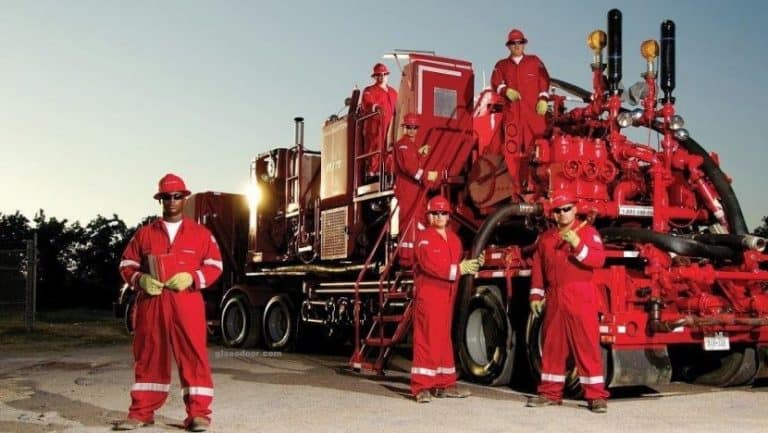 Stocks to Watch: Halliburton Company (HAL) Dips 2.8% – Canada News Group